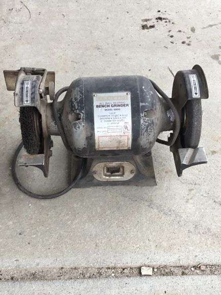 Duracraft Two-Sided Grinder - Sherwood Auctions