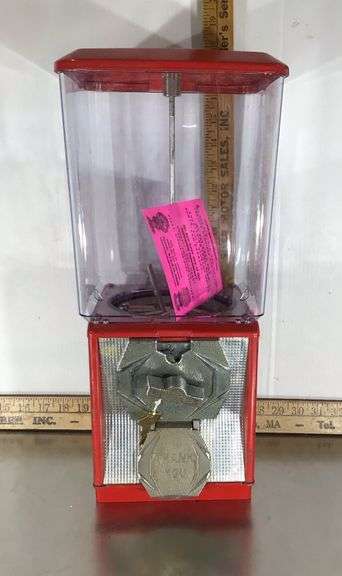 Retro Gumball Quarter Machine with Key - Sherwood Auctions