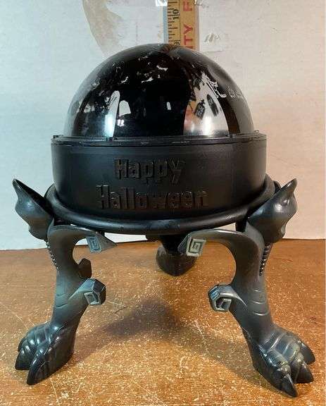 Halloween Rotating Light that Projects Scary Images on the Ceiling ...