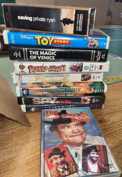 VHS Tape Collection- Popular Titles - Sherwood Auctions