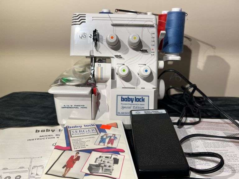 Baby Lock BLSE300 Overlock Sewing Serger Machine - Sherwood Auctions