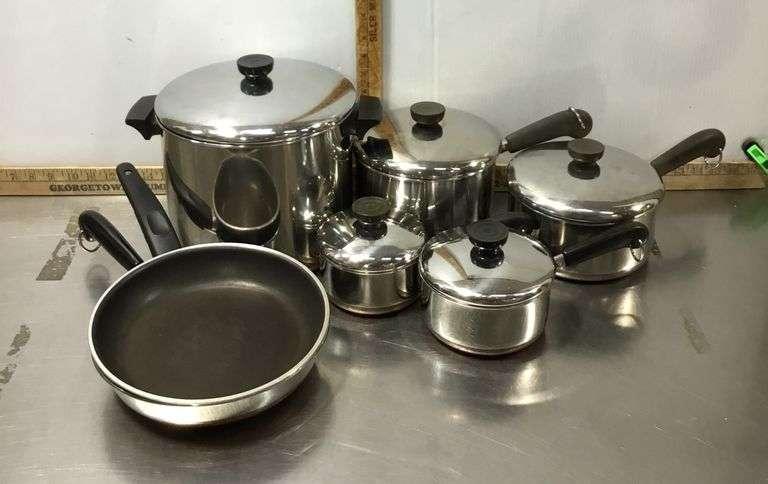 Pans & Kettles - Sherwood Auctions