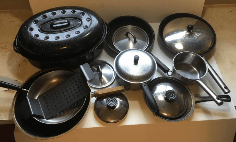 Assorted Pans - Sherwood Auctions
