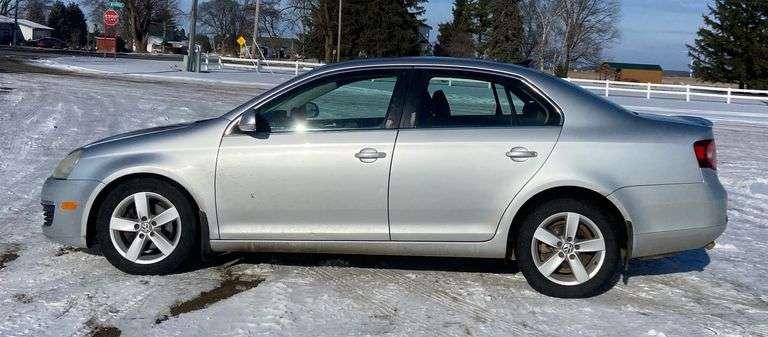2010 Volkswagen Jetta Diesel - Sherwood Auctions
