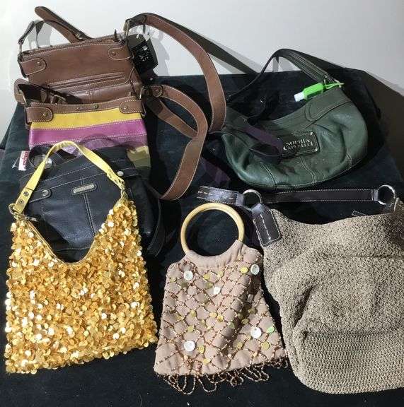 7 Pc. Assorted Purses - Sherwood Auctions