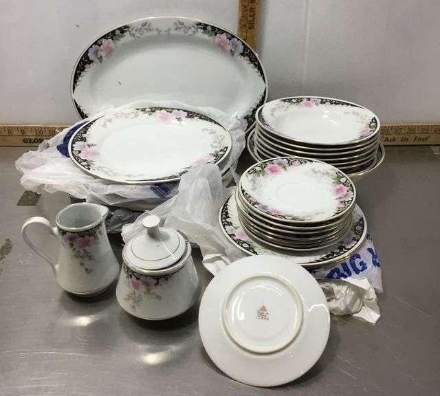 Imperial Fine China Dish Set - Sherwood Auctions