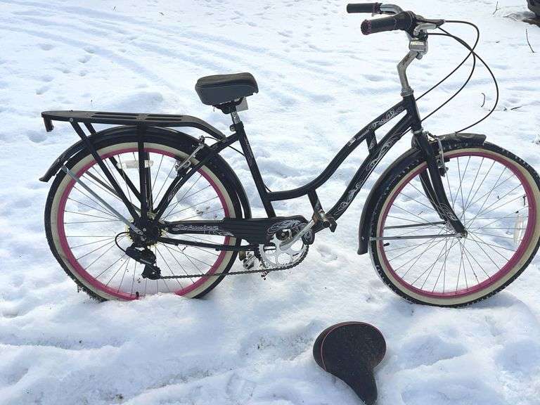 Schwinn Riverside Ladies Bicycle, Huffy Girls Bike, Bike Rack & Extra ...