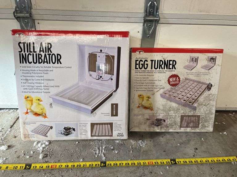 Little Giant Still Air Incubator & Automatic Egg Turner - Sherwood Auctions