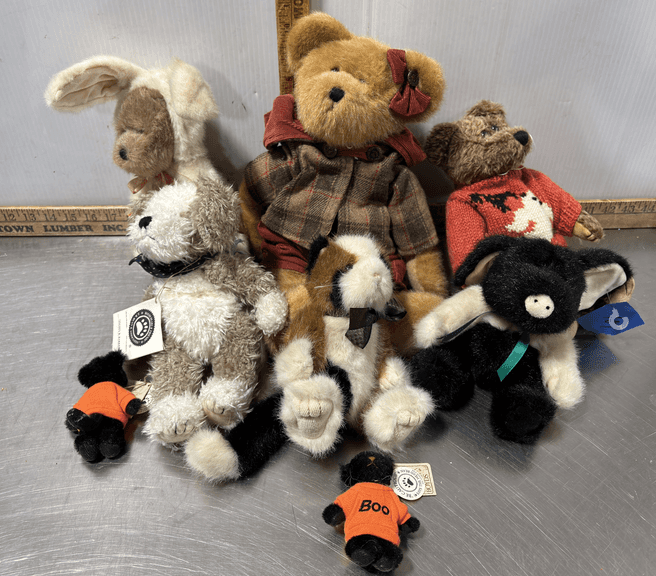 Boyd’s Bears - Sherwood Auctions
