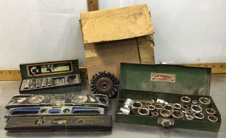 Socket Sets, Levels & Wire Brushes - Sherwood Auctions