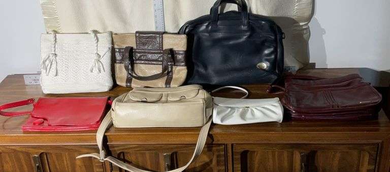 7 Pc. Assorted Purses & Handbags - Sherwood Auctions