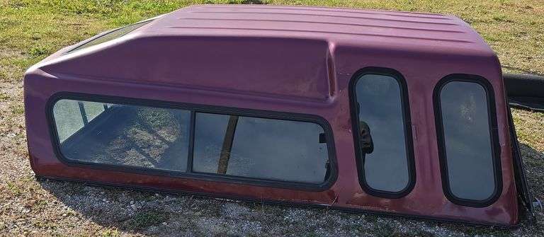 Astro Topper (101" X 69") - Sherwood Auctions