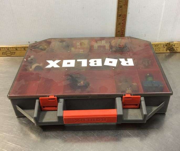 Roblox Case With Characters and Accessories - Sherwood Auctions