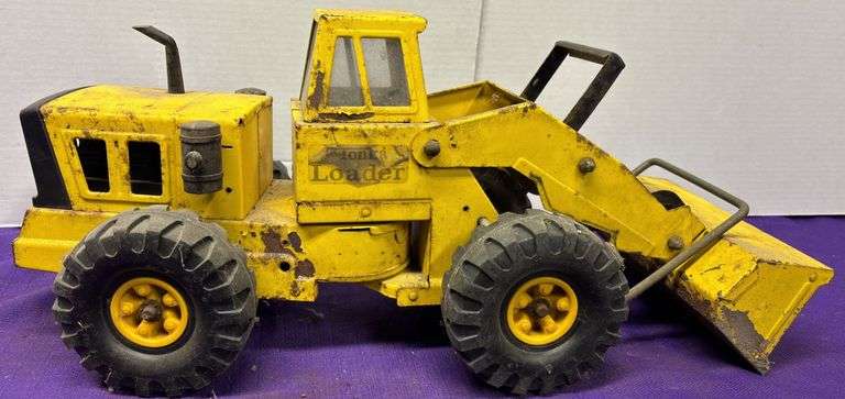 Vintage Tonka Front End Loader - Sherwood Auctions