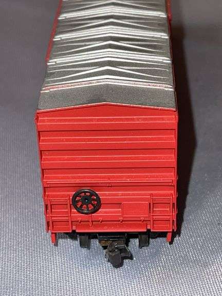Roundhouse Sabine River & Northern Box Car #5187 - Sherwood Auctions