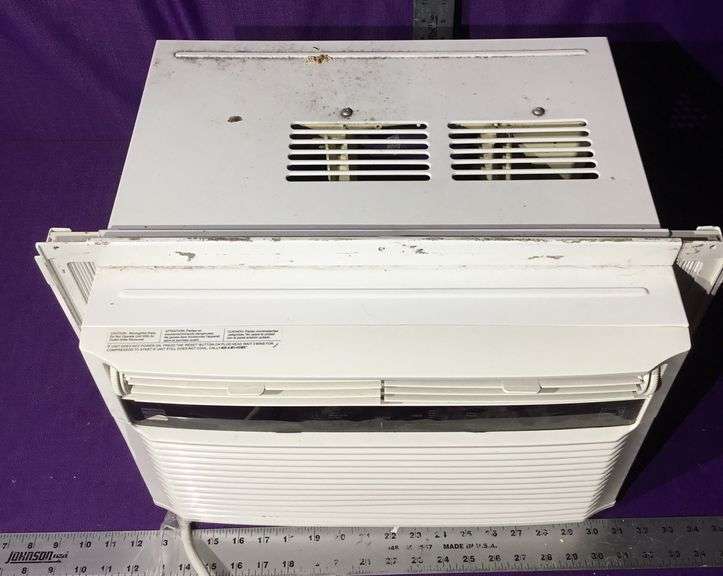 Kenmore Window AC Unit Has Power - Sherwood Auctions