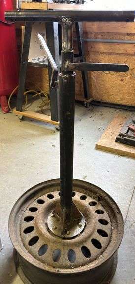 Shop Built Adjustable Pipe Stand - Sherwood Auctions