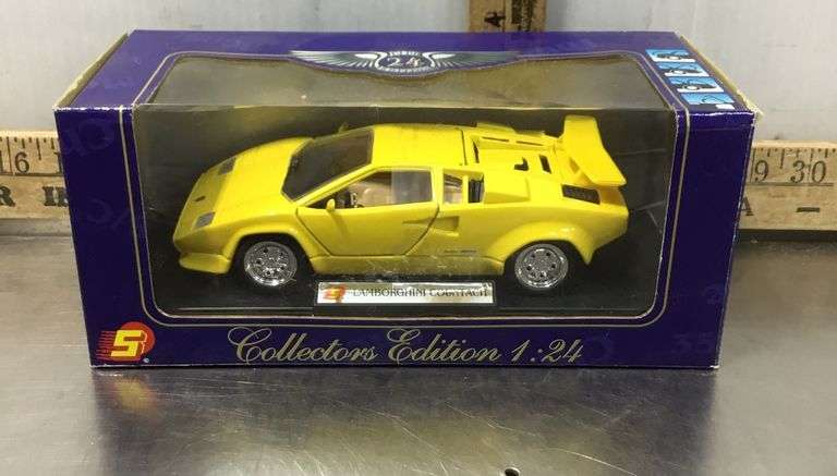 Lamborghini Countach Model - Sherwood Auctions