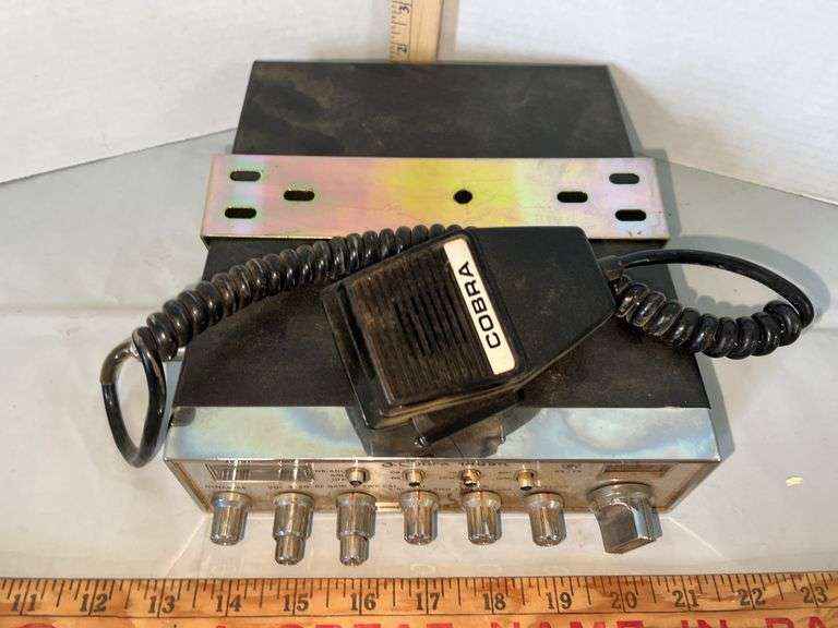 Cobra 148 GTL CB Radio (UNTESTED) - Sherwood Auctions