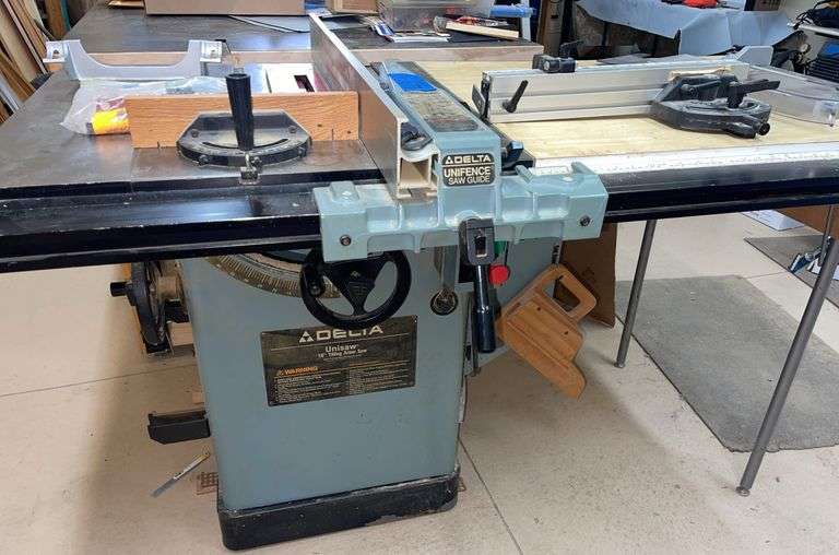 Delta Unisaw 10”Tilting Arbor Saw- has power & Handbuilt 34” tall ...