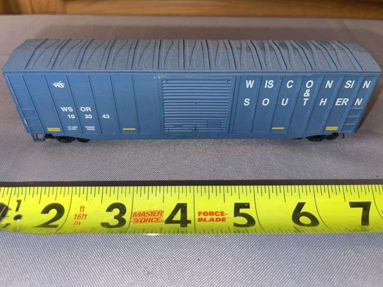 Wisconsin & Southern R.R. 50' Rib Side Box Car - Sherwood Auctions