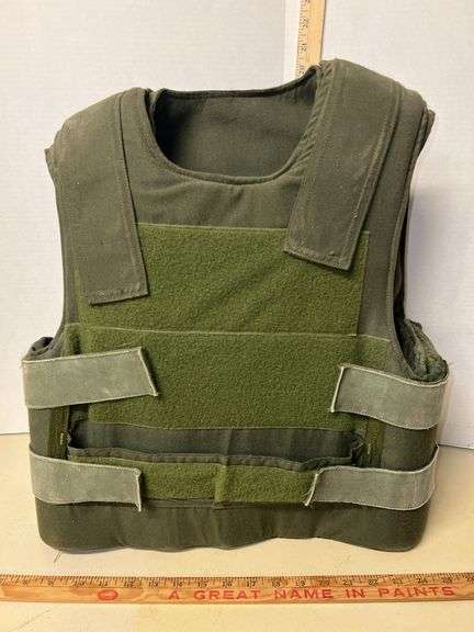 Body Armor, Small Arms Protective- Size Large Vest - Sherwood Auctions