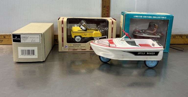 Pedal Power Die Cast, Coca-Cola Float Pedal Boat Die-Cast, Kiddie Cars ...