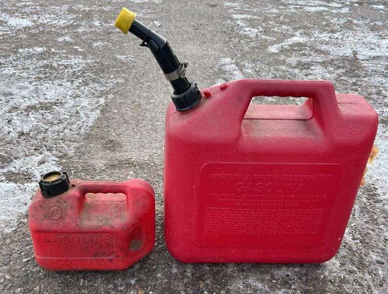 Gas Cans - Sherwood Auctions