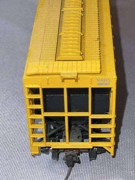 Athearn Supreme Rice Mill Hopper Car HO Scale - Sherwood Auctions