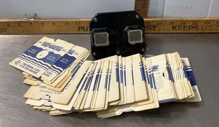 View Master & Slides - Sherwood Auctions