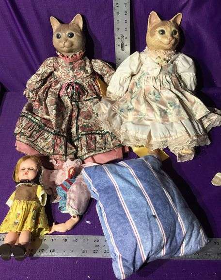 Porcelain Cat Dolls & More - Sherwood Auctions