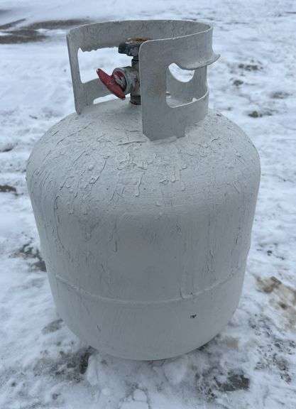 Small Empty Propane Tank - Sherwood Auctions