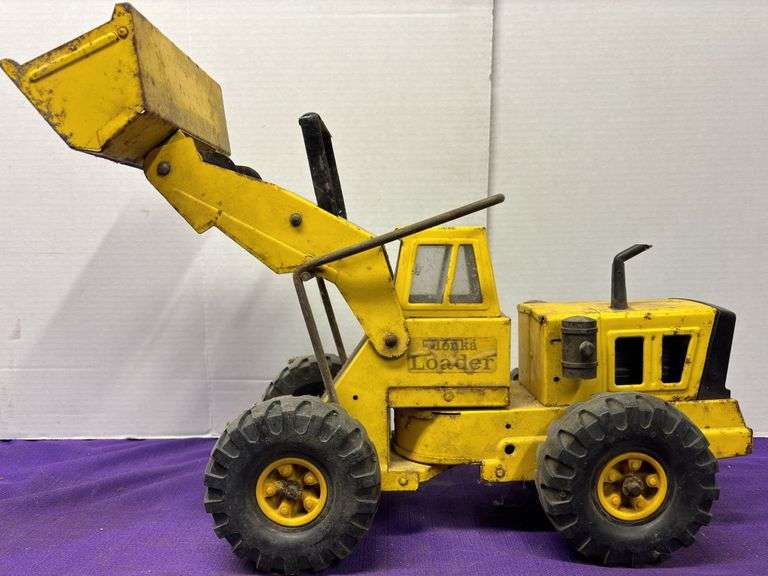 Vintage Tonka Front End Loader - Sherwood Auctions