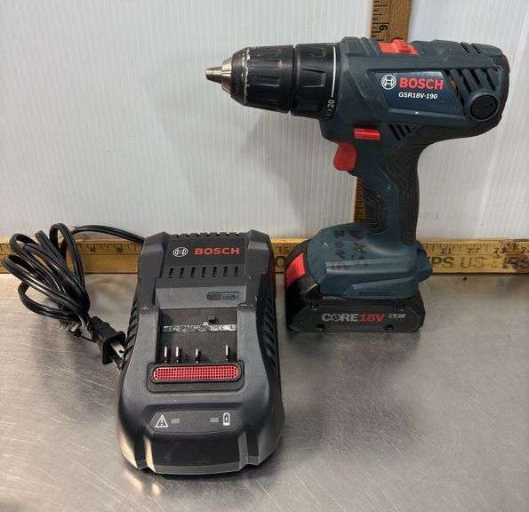 Bosch Screwdriver & Charger (has power) - Sherwood Auctions