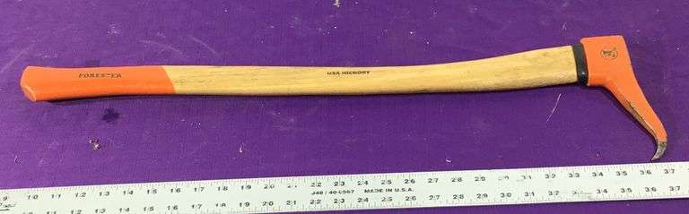 Forester 28” Hook-A-Roon - Sherwood Auctions