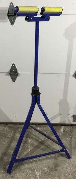 Adjustable Roller Stand - Sherwood Auctions