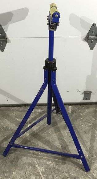 Adjustable Roller Stand - Sherwood Auctions