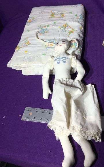 Porcelain Cat Dolls & More - Sherwood Auctions