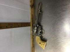Prop Gun Revolver (non fire able) With Belt - Sherwood Auctions