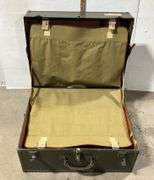 World War ll Foot Locker - Sherwood Auctions