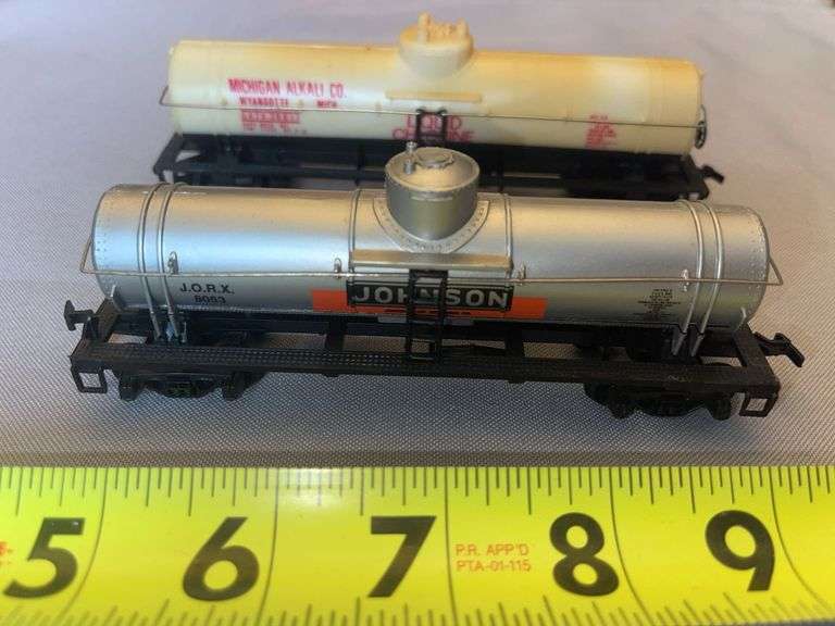 Michigan Alkali Co. HO Tanker Car & Johnson HO Tanker Car - Sherwood ...