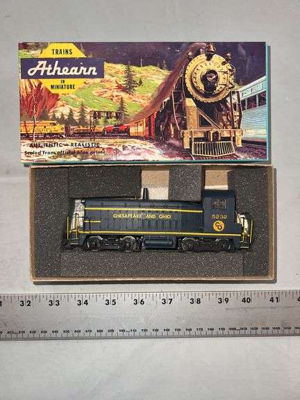 Athearn HO Scale Chesapeake and Ohio SW1500 RTR Cow Locomotive ...