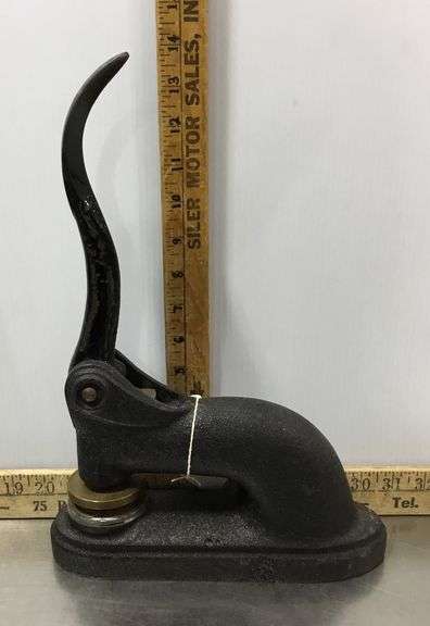 Vintage Cast Iron Embosser - Sherwood Auctions