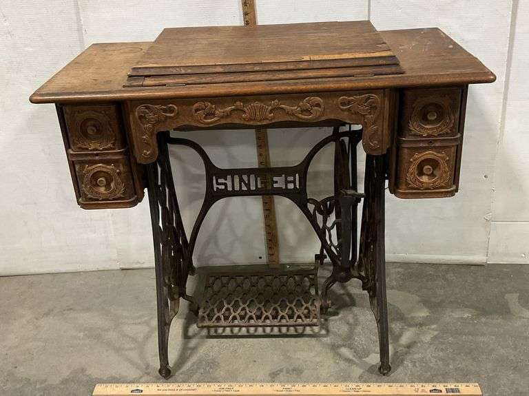Vintage Singer Sewing Machine with Cast Iron Legs - Sherwood Auctions