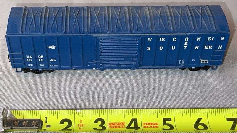 MTL Wisconsin & Southern Railroad 50’ Single Door Rib Side Boxcar HO Scale - Sherwood Auctions