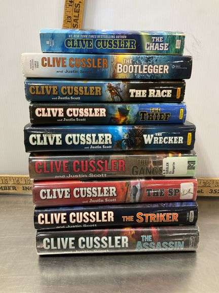 Collection of Clive Cussler Hard Cover Books (1 Soft Cover) - Sherwood ...