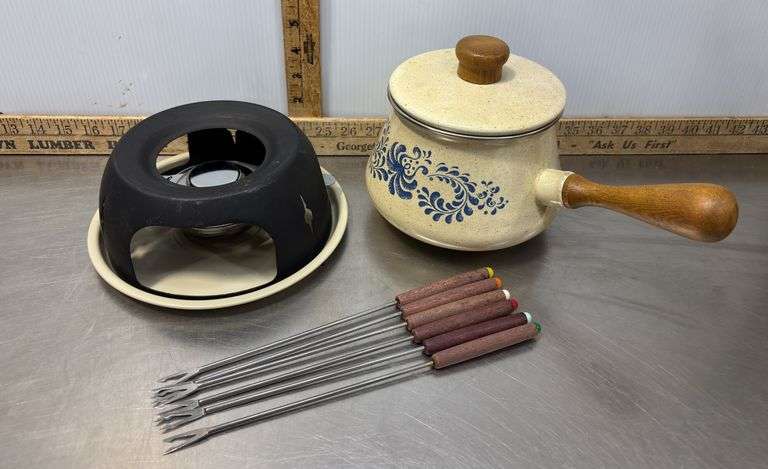 Fondue Pot & Stand - Sherwood Auctions