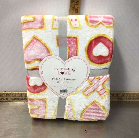Pioneer Women Sham Set, Everlasting Love Plush Throw & Berkshire Throw ...