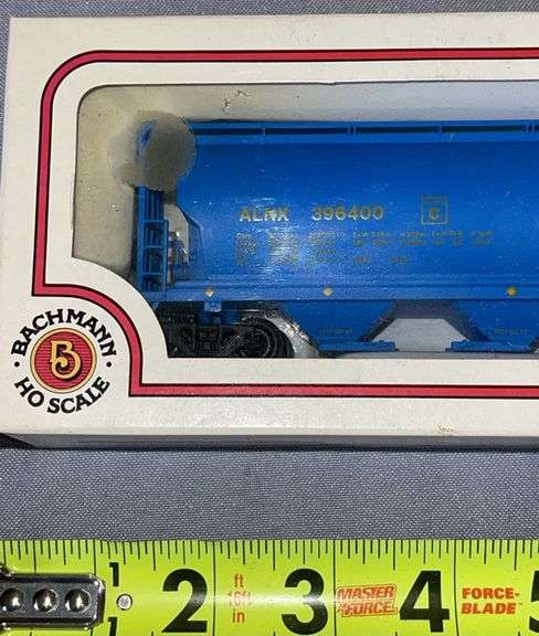Bachman HO Scale Heritage Fund 55’ Grain Car - Sherwood Auctions