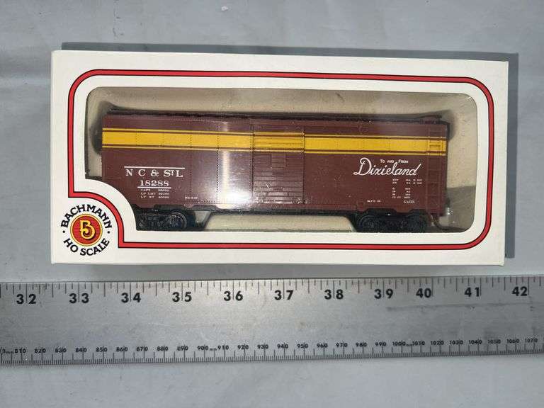 Bachmann HO Scale 40’ Nashville, Chattanooga & St Louis Box Car ...